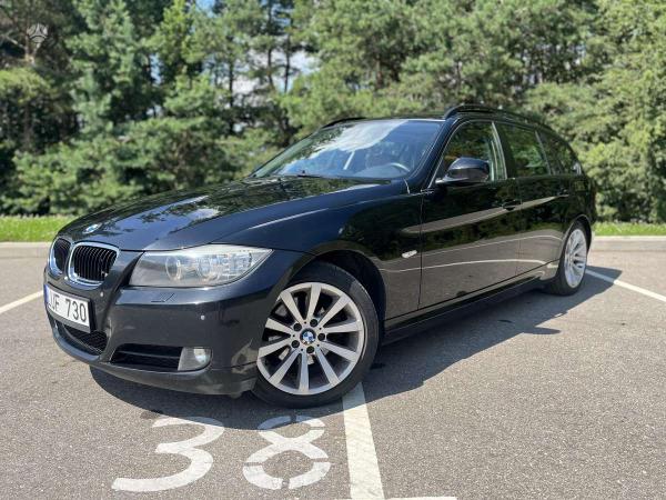Melns BMW 320 2010 Kauņa, ar dzinēja tilpumu 2.00 L un nobraukumu 277 tūkst. km par 4600 €, foto 3 vietnē AUTOMOTO.COM.LV