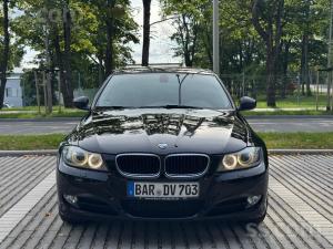 Melns BMW 320 2010 Cēsis, ar dzinēja tilpumu 2.00 L un nobraukumu 267 tūkst. km par 5750 €, foto 4 vietnē AUTOMOTO.COM.LV