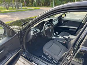 Melns BMW 320 2010 Cēsis, ar dzinēja tilpumu 2.00 L un nobraukumu 267 tūkst. km par 5750 €, foto 12 vietnē AUTOMOTO.COM.LV