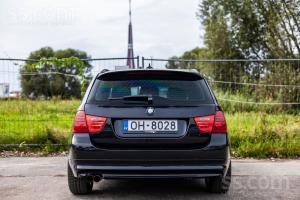 Black BMW 320 2010 in Riga, with an engine capacity of 2.00 L and mileage of 311 thousand km for 5990 €, photo 9 on AUTOMOTO.COM.LV