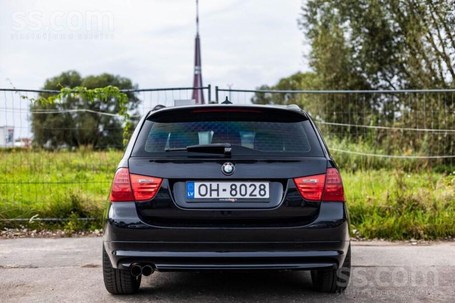 Black BMW 320 2010 in Riga, with an engine capacity of 2.00 L and mileage of 311 thousand km for 5990 €, photo 9 on AUTOMOTO.COM.LV