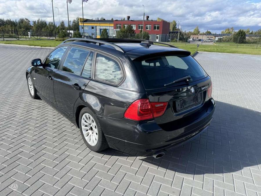 Черный БМВ 320 2010 в Тельшяй, объемом двигателя 2.00 л и пробегом 258 тыс. км за 3500 €, фото 4 на AUTOMOTO.COM.LV