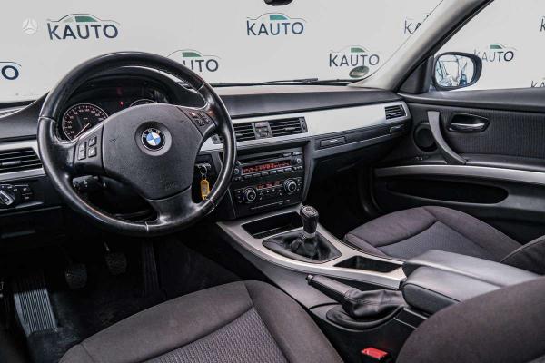 Черный БМВ 320 2010 в Каунас, объемом двигателя 2.00 л и пробегом 260 тыс. км за 5290 €, фото 8 на AUTOMOTO.COM.LV