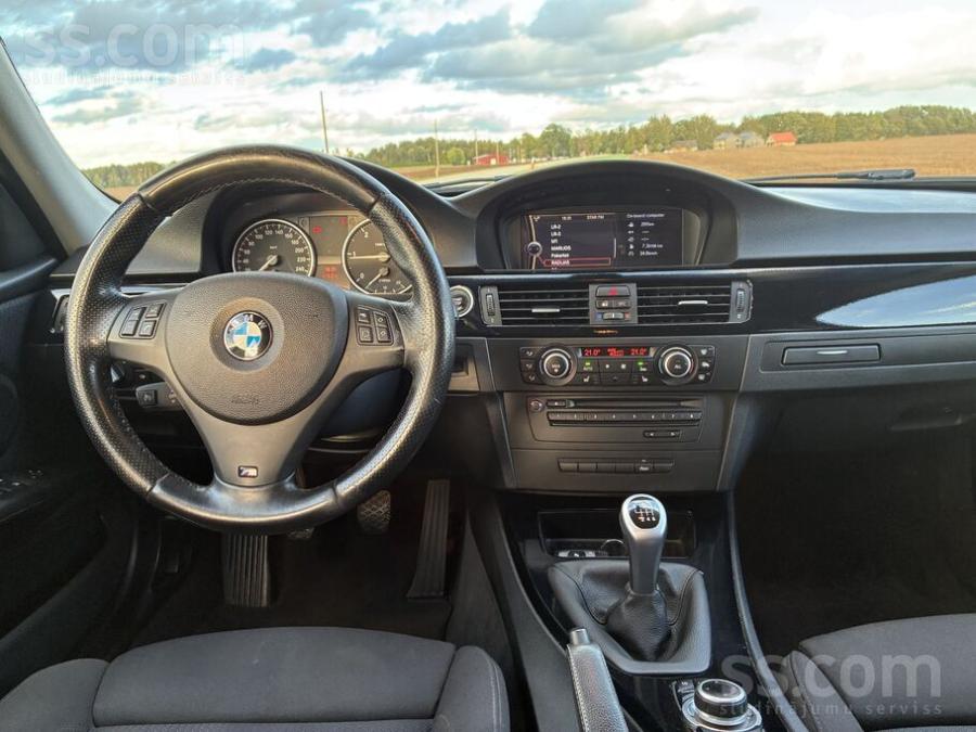 Melns BMW 320 2010 Bauska, ar dzinēja tilpumu 2.00 L un nobraukumu 371 tūkst. km par 5200 €, foto 10 vietnē AUTOMOTO.COM.LV