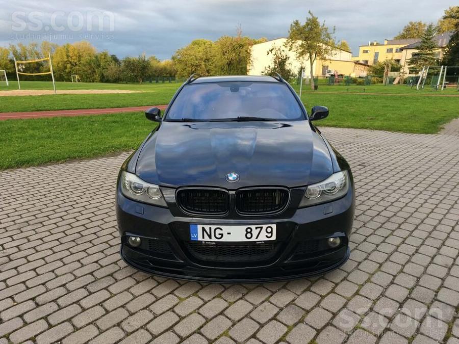 Melns BMW 320 2010 Jelgava, ar dzinēja tilpumu 2.00 L un nobraukumu 0 tūkst. km par 5800 €, foto 1 vietnē AUTOMOTO.COM.LV