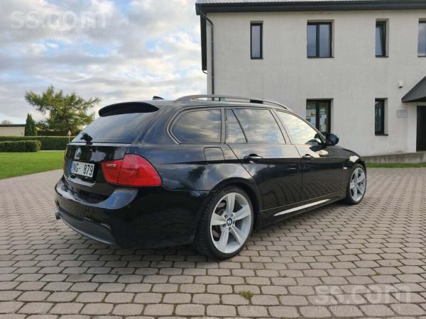 Melns BMW 320 2010 Jelgava, ar dzinēja tilpumu 2.00 L un nobraukumu 0 tūkst. km par 5800 €, foto 5 vietnē AUTOMOTO.COM.LV