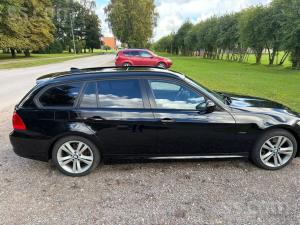 Melns BMW 320 2010 Liepāja, ar dzinēja tilpumu 2.00 L un nobraukumu 289 tūkst. km par 5300 €, foto 4 vietnē AUTOMOTO.COM.LV