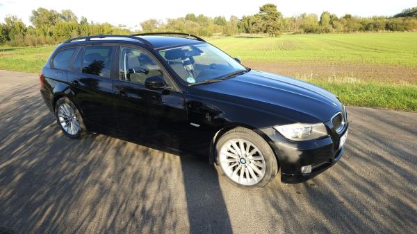 БМВ 320 2010 в Паневежис на AUTOMOTO.COM.LV Черный БМВ 320 2010 в Паневежис, объемом двигателя 2.00 л и пробегом 369 тыс. км за 3200 €, фото 3 на AUTOMOTO.COM.LV