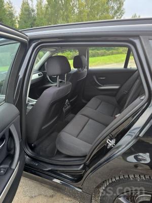 Melns BMW 320 2010 Jelgava, ar dzinēja tilpumu 2.00 L un nobraukumu 251 tūkst. km par 4990 €, foto 12 vietnē AUTOMOTO.COM.LV