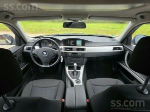 Melns BMW 320 2010 Jelgava, ar dzinēja tilpumu 2.00 L un nobraukumu 251 tūkst. km par 4990 €, foto 15 vietnē AUTOMOTO.COM.LV