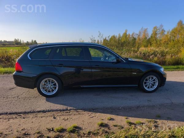 Melns BMW 320 2010 Jelgava, ar dzinēja tilpumu 2.00 L un nobraukumu 273 tūkst. km par 3750 €, foto 7 vietnē AUTOMOTO.COM.LV