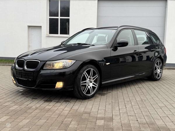 Black BMW 320 2011 in Elektrenai, with an engine capacity of 2.00 L and mileage of 350 thousand km for 3699 €, photo 1 on AUTOMOTO.COM.LV