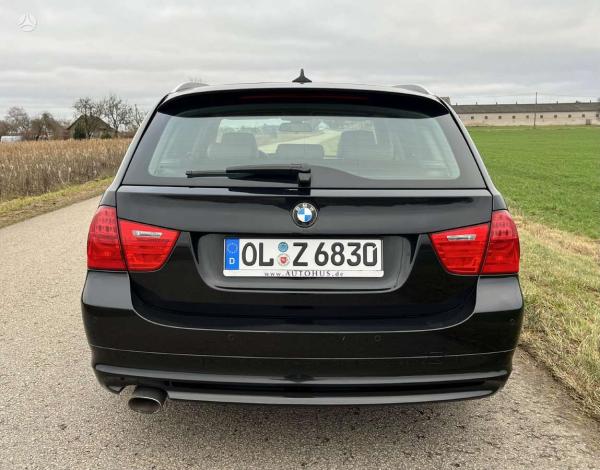 Black BMW 320 2011 in Panevezys, with an engine capacity of 2.00 L and mileage of 283 thousand km for 5500 €, photo 5 on AUTOMOTO.COM.LV