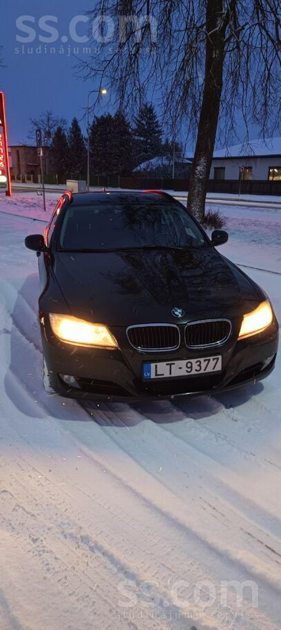 Black BMW 320 2011 in Jelgava, with an engine capacity of 2.00 L and mileage of 319 thousand km for 4500 €, photo 4 on AUTOMOTO.COM.LV