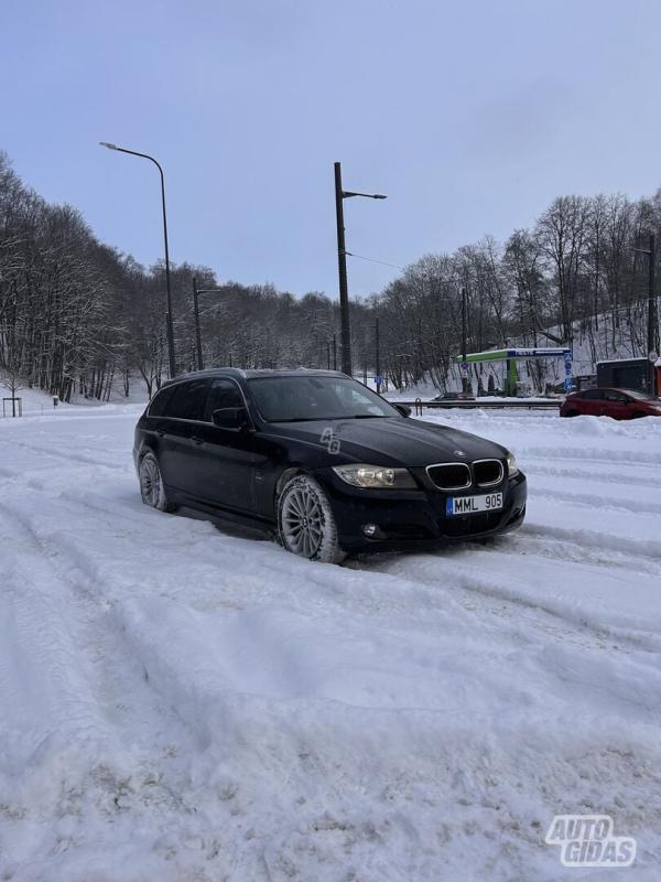Black BMW 320 2011 in Kaunas, with an engine capacity of 2.00 L and mileage of 299 thousand km for 5200 €, photo 2 on AUTOMOTO.COM.LV
