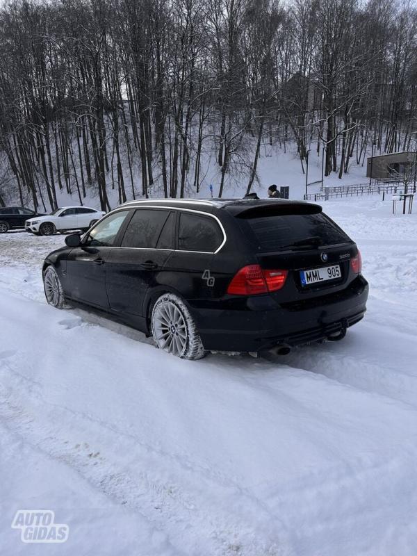 Black BMW 320 2011 in Kaunas, with an engine capacity of 2.00 L and mileage of 299 thousand km for 5200 €, photo 3 on AUTOMOTO.COM.LV