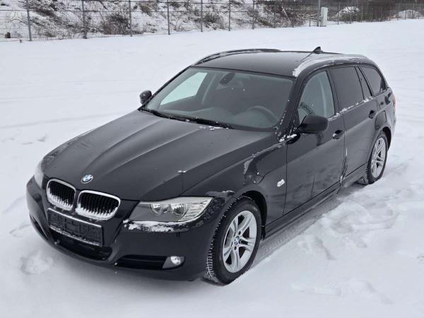 Melns BMW 320 2011 Marijampole, ar dzinēja tilpumu 2.00 L un nobraukumu 291 tūkst. km par 3500 €, foto 1 vietnē AUTOMOTO.COM.LV