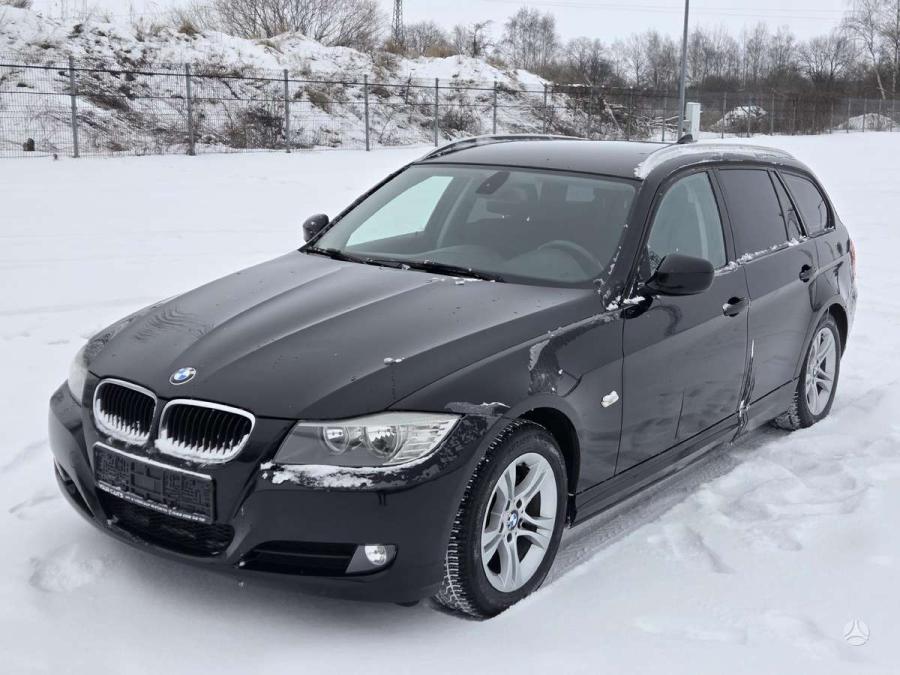 Black BMW 320 2011 in Marijampole, with an engine capacity of 2.00 L and mileage of 291 thousand km for 3500 €, photo 5 on AUTOMOTO.COM.LV