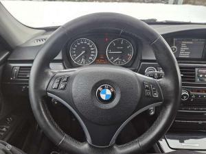 Black BMW 320 2011 in Marijampole, with an engine capacity of 2.00 L and mileage of 291 thousand km for 3500 €, photo 19 on AUTOMOTO.COM.LV
