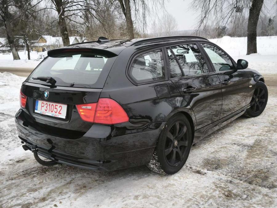 Black BMW 320 2011 in Prienai, with an engine capacity of 2.00 L and mileage of 310 thousand km for 5250 €, photo 2 on AUTOMOTO.COM.LV