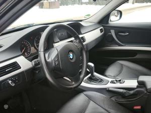 Black BMW 320 2011 in Prienai, with an engine capacity of 2.00 L and mileage of 310 thousand km for 5250 €, photo 7 on AUTOMOTO.COM.LV