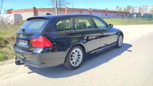 Black BMW 320 2011 in Kaunas, with an engine capacity of 2.00 L and mileage of 335 thousand km for 2800 €, photo 7 on AUTOMOTO.COM.LV
