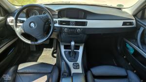 Black BMW 320 2011 in Kaunas, with an engine capacity of 2.00 L and mileage of 335 thousand km for 2800 €, photo 11 on AUTOMOTO.COM.LV