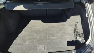 Black BMW 320 2011 in Kaunas, with an engine capacity of 2.00 L and mileage of 335 thousand km for 2800 €, photo 14 on AUTOMOTO.COM.LV