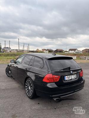 Black BMW 320 2011 in Kaunas, with an engine capacity of 2.00 L and mileage of 278 thousand km for 5000 €, photo 7 on AUTOMOTO.COM.LV