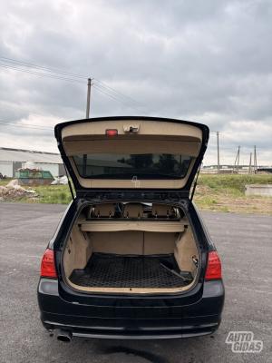 Black BMW 320 2011 in Kaunas, with an engine capacity of 2.00 L and mileage of 278 thousand km for 5000 €, photo 8 on AUTOMOTO.COM.LV