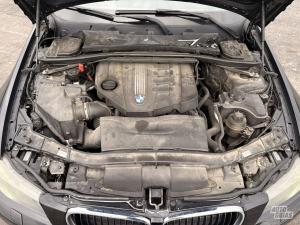 Black BMW 320 2011 in Kaunas, with an engine capacity of 2.00 L and mileage of 278 thousand km for 5000 €, photo 14 on AUTOMOTO.COM.LV