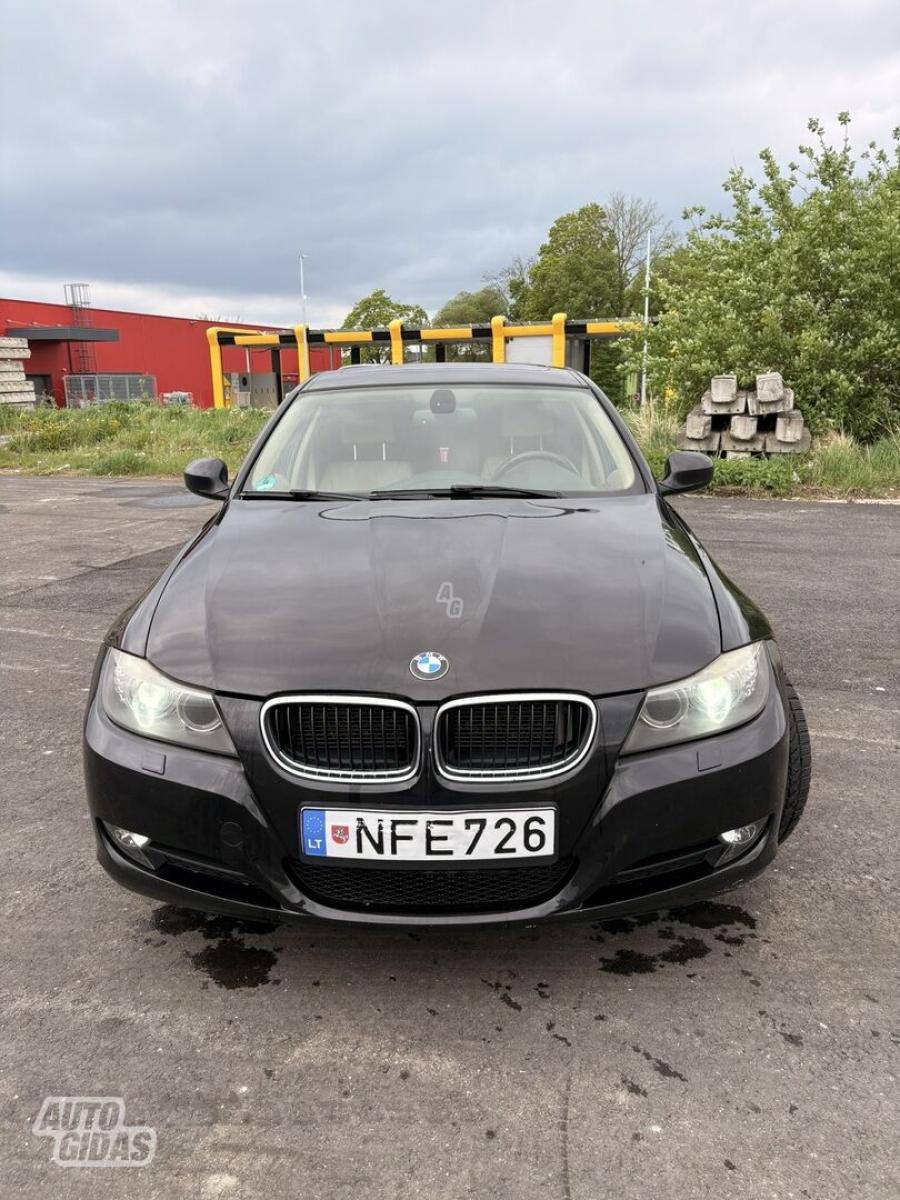 Black BMW 320 2011 in Kaunas, with an engine capacity of 2.00 L and mileage of 278 thousand km for 5000 €, photo 20 on AUTOMOTO.COM.LV
