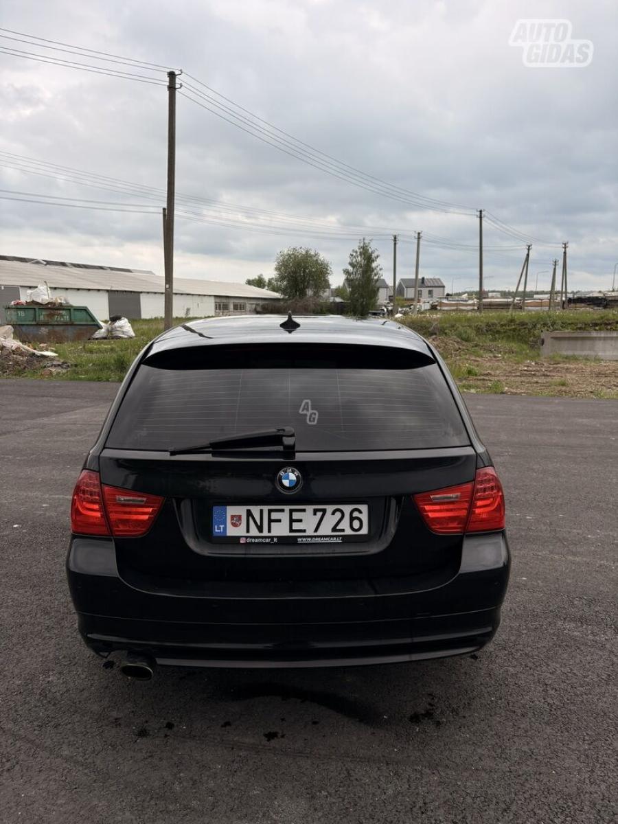 Black BMW 320 2011 in Kaunas, with an engine capacity of 2.00 L and mileage of 278 thousand km for 5000 €, photo 21 on AUTOMOTO.COM.LV