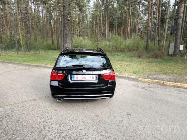 Black BMW 320 2011 in Riga, with an engine capacity of 2.00 L and mileage of 237 thousand km for 5900 €, photo 6 on AUTOMOTO.COM.LV