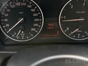 Черный БМВ 320 2011 в Рига, объемом двигателя 2.00 л и пробегом 237 тыс. км за 5900 €, фото 15 на AUTOMOTO.COM.LV