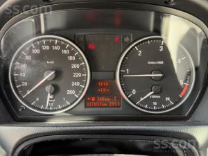 Melns BMW 320 2011 Rīga, ar dzinēja tilpumu 2.00 L un nobraukumu 328 tūkst. km par 5000 €, foto 10 vietnē AUTOMOTO.COM.LV