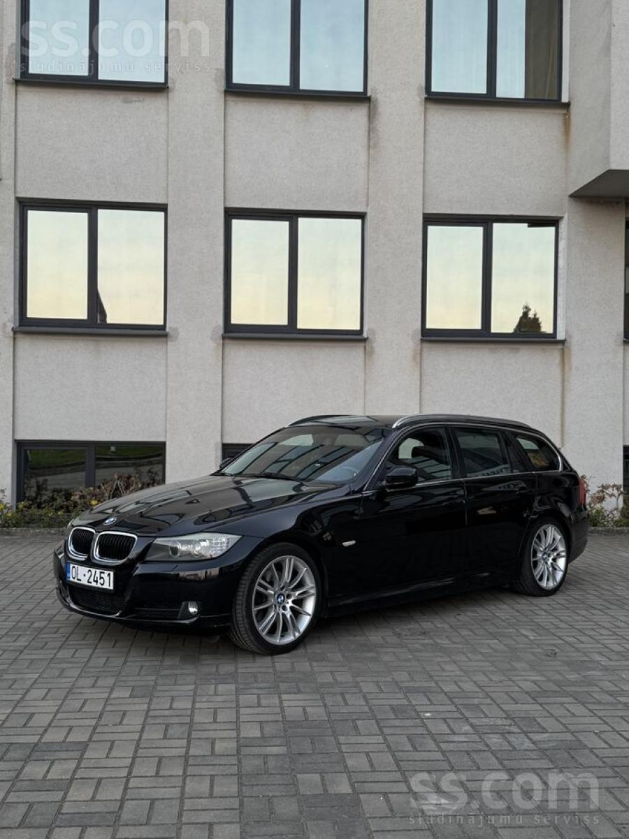 Melns BMW 320 2011 Rīga, ar dzinēja tilpumu 2.00 L un nobraukumu 322 tūkst. km par 5400 €, foto 1 vietnē AUTOMOTO.COM.LV