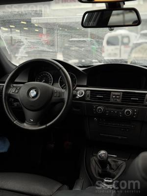 Melns BMW 320 2011 Rīga, ar dzinēja tilpumu 2.00 L un nobraukumu 322 tūkst. km par 5400 €, foto 8 vietnē AUTOMOTO.COM.LV