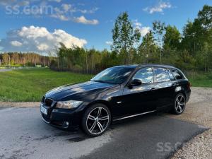 Black BMW 320 2011 in Riga, with an engine capacity of 2.00 L and mileage of 369 thousand km for 4800 €, photo  on AUTOMOTO.COM.LV
