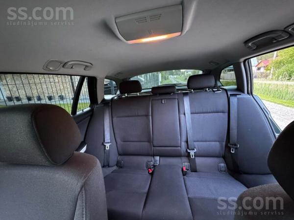 Black BMW 320 2011 in Riga, with an engine capacity of 2.00 L and mileage of 369 thousand km for 4800 €, photo 8 on AUTOMOTO.COM.LV