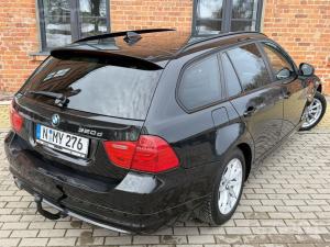 Black BMW 320 2011 in Riga, with an engine capacity of 2.00 L and mileage of 282 thousand km for 5850 €, photo 7 on AUTOMOTO.COM.LV