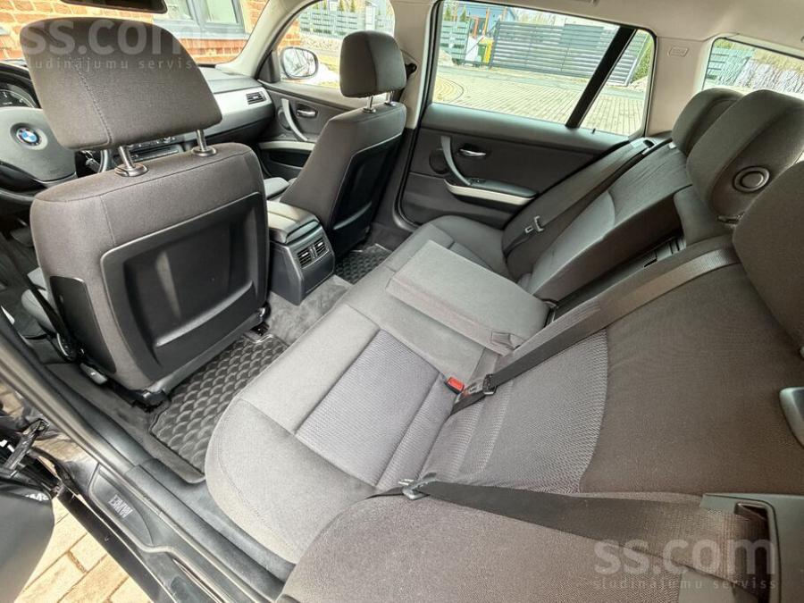 Black BMW 320 2011 in Riga, with an engine capacity of 2.00 L and mileage of 282 thousand km for 5850 €, photo 15 on AUTOMOTO.COM.LV