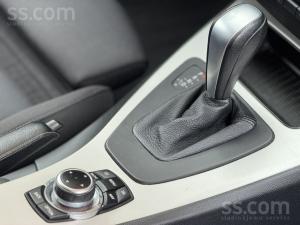 Black BMW 320 2011 in Riga, with an engine capacity of 2.00 L and mileage of 282 thousand km for 5850 €, photo 24 on AUTOMOTO.COM.LV