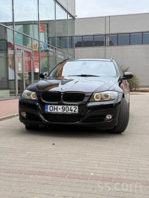 Melns BMW 320 2011 Rīga, ar dzinēja tilpumu 2.00 L un nobraukumu 350 tūkst. km par 4590 €, foto 4 vietnē AUTOMOTO.COM.LV