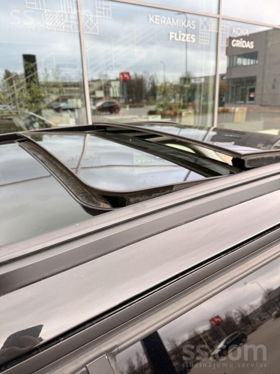 Melns BMW 320 2011 Rīga, ar dzinēja tilpumu 2.00 L un nobraukumu 350 tūkst. km par 4590 €, foto 16 vietnē AUTOMOTO.COM.LV