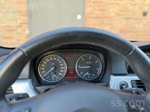 Black BMW 320 2011 in Cesis, with an engine capacity of 2.00 L and mileage of 224 thousand km for 6250 €, photo 12 on AUTOMOTO.COM.LV