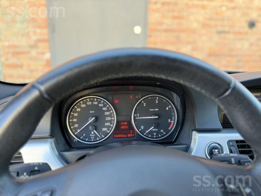 Black BMW 320 2011 in Cesis, with an engine capacity of 2.00 L and mileage of 224 thousand km for 6250 €, photo 12 on AUTOMOTO.COM.LV
