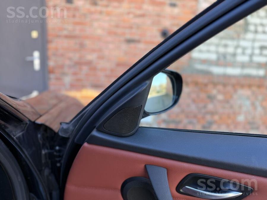 Black BMW 320 2011 in Cesis, with an engine capacity of 2.00 L and mileage of 224 thousand km for 6250 €, photo 16 on AUTOMOTO.COM.LV