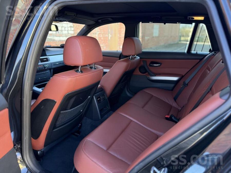 Black BMW 320 2011 in Cesis, with an engine capacity of 2.00 L and mileage of 224 thousand km for 6250 €, photo 22 on AUTOMOTO.COM.LV
