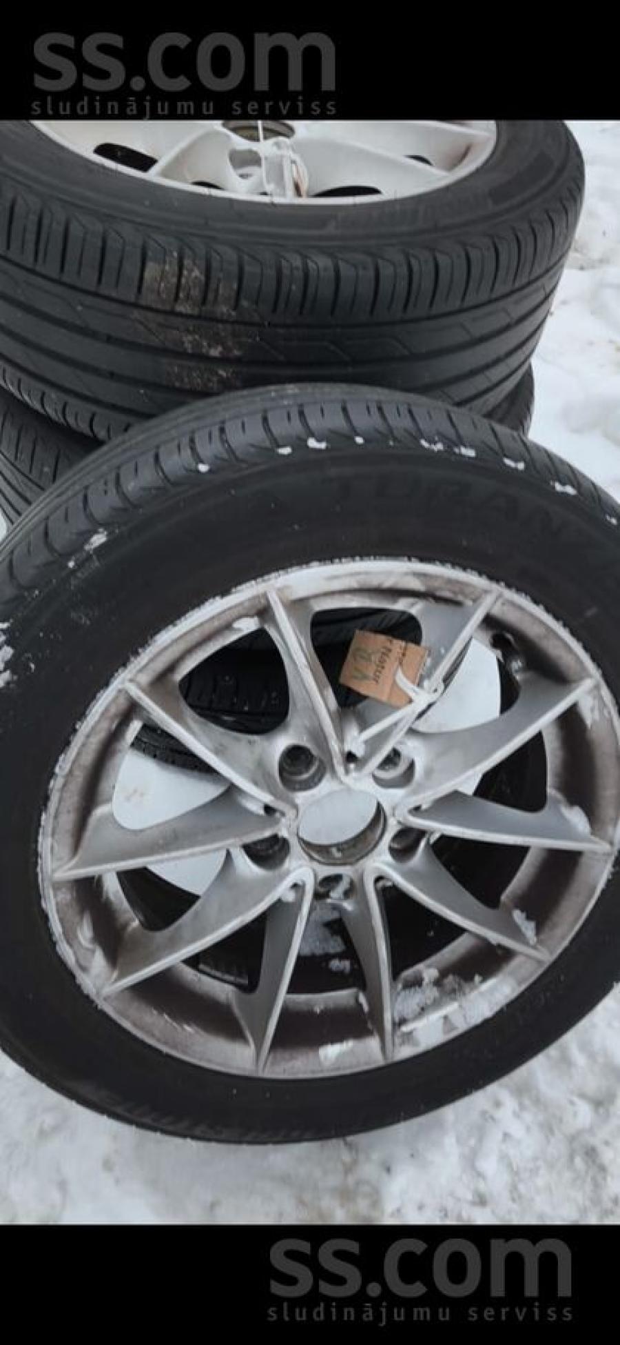 Melns BMW 320 2011 Jelgava, ar dzinēja tilpumu 2.00 L un nobraukumu 325 tūkst. km par 4650 €, foto 13 vietnē AUTOMOTO.COM.LV